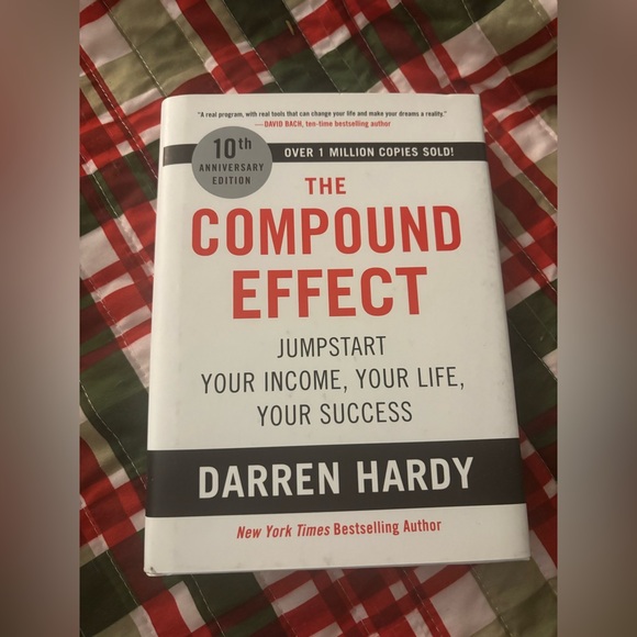 Other | The Compound Effect Book Excellent Read And Great Condition And ...